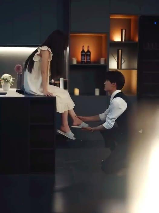 Nữ Phụ Ốm Yếu Bị Hủy Hôn Lần Thứ Ba - Ghiền Truyện
